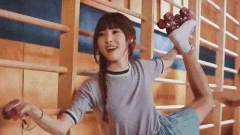 Kwon Yuli GIFs - Get the best GIF on GIPHY