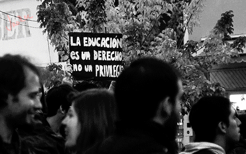 Marcha Por La Educacion Publica GIF by Uro Recc - Find & Share on GIPHY