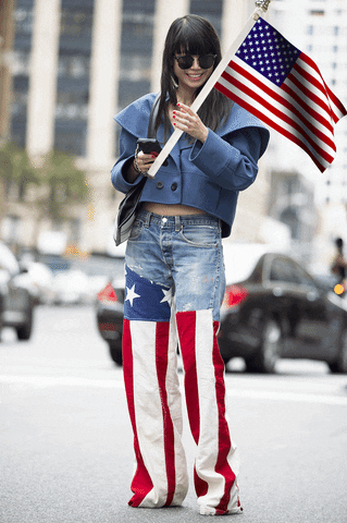 Nyfw-street-style GIFs - Get the best GIF on GIPHY