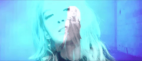 Girls Solo GIFs - Get the best GIF on GIPHY