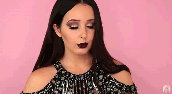 Holiday Look GIFs - Get the best GIF on GIPHY