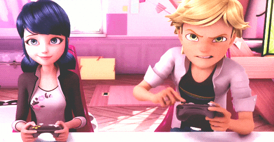 Ladybug And Cat Noir GIFs - Get the best GIF on GIPHY