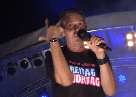 Drei GIFs - Get the best GIF on GIPHY