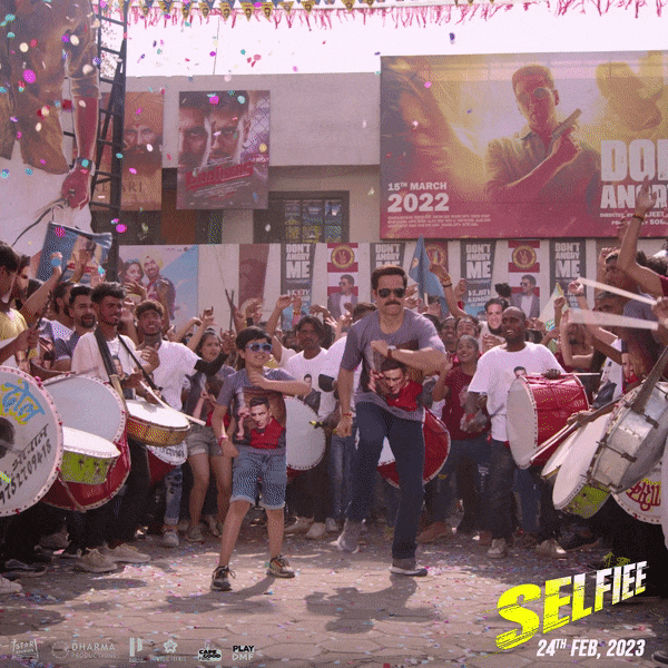 Selfies-are-fun GIFs - Get the best GIF on GIPHY