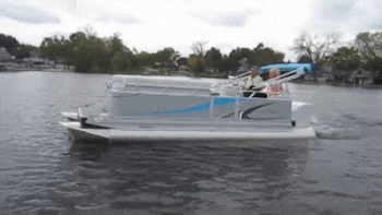 Boats GIFs - Find & Share on GIPHY
