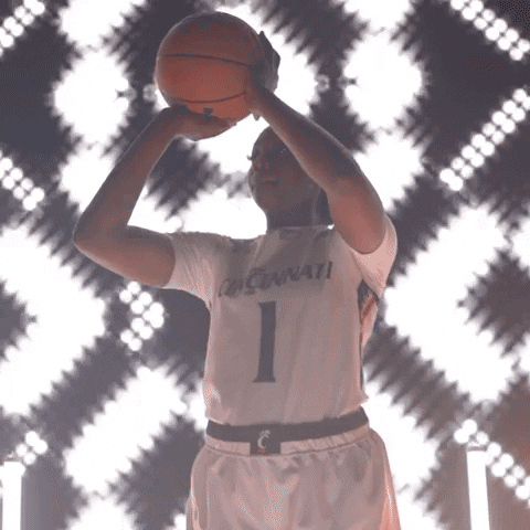 2021-22 Women's Basketball GIFs on GIPHY - Be Animated