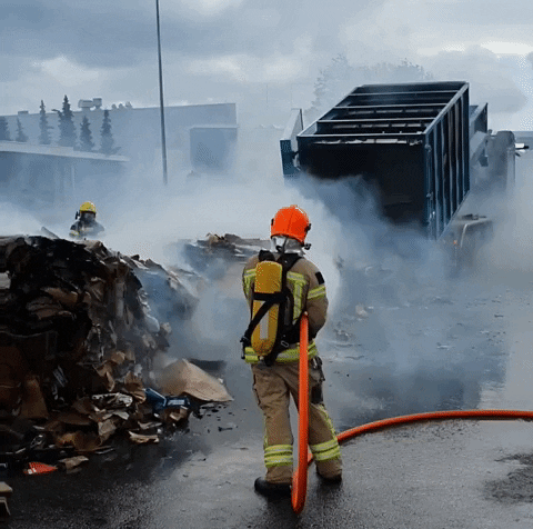 Fire Smoke GIF by Stadinbrankkari - Find & Share on GIPHY