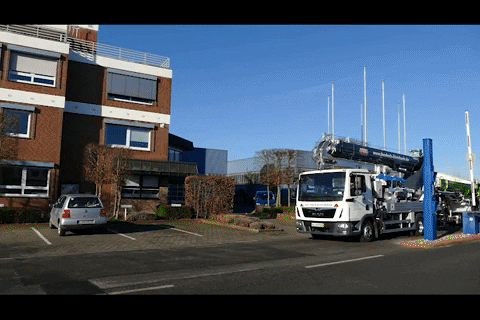 Kran Bocker GIF by Böcker Maschinenwerke - Find & Share on GIPHY