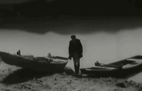 Skulking GIFs - Get the best GIF on GIPHY