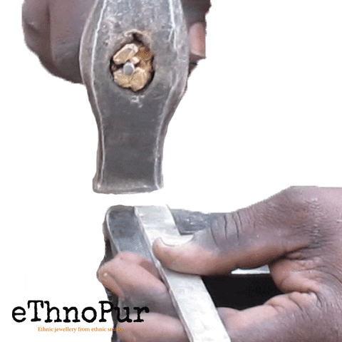 Martillo GIFs - Get the best GIF on GIPHY