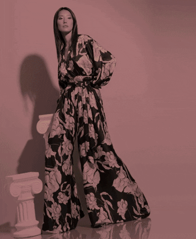 Must Have Fashion GIF by CTHROU - Find & Share on GIPHY