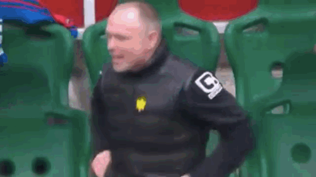 Beating GIF - Find & Share on GIPHY