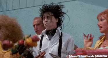 Edward-scissorhands GIFs - Get the best GIF on GIPHY