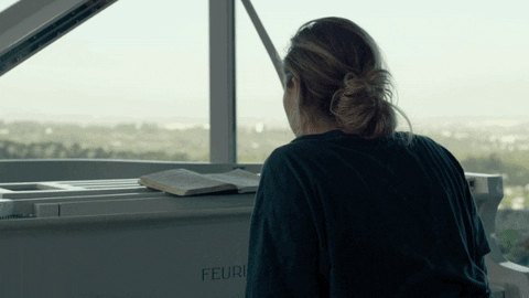 Turn Look GIFs - Get the best GIF on GIPHY