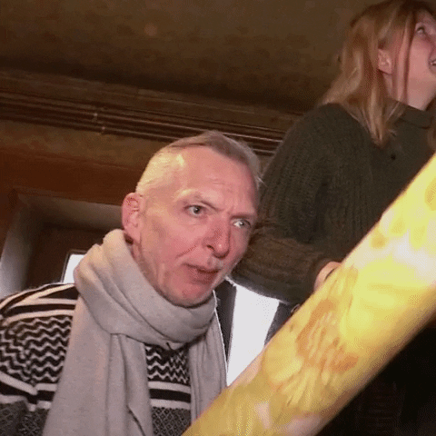 Boos-gezicht GIFs - Get the best GIF on GIPHY