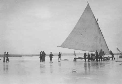 Icesailing GIFs - Get the best GIF on GIPHY