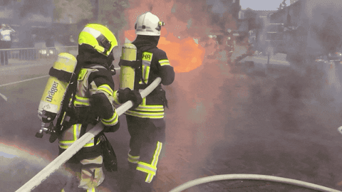 Schutzkleidung GIFs - Get the best GIF on GIPHY