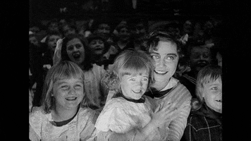 Audience Clapping GIFs - Find & Share on GIPHY