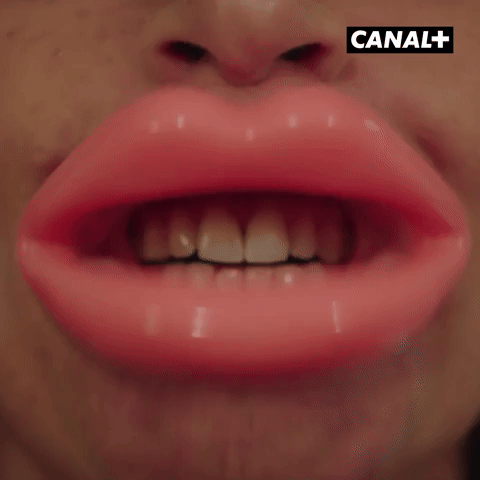 Tongue Lips Gif | Lipstutorial.org