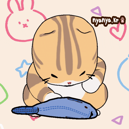 Kneading-cat GIFs - Get the best GIF on GIPHY