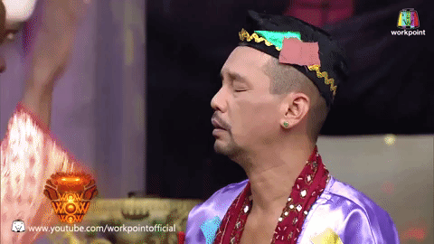 Ching Roi Ching Wan Wow Wow Wow GIFs - Get the best GIF on GIPHY