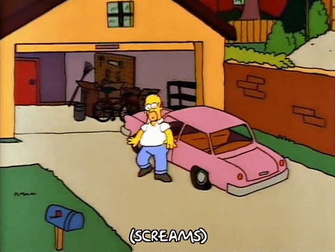 Marge-driving-into-garage GIFs - Get the best GIF on GIPHY