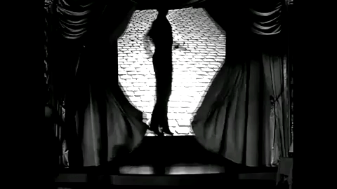 Lady In The Radiator Gif