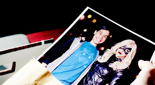 The-flash-cisco-harrison-wells GIFs - Find & Share on GIPHY