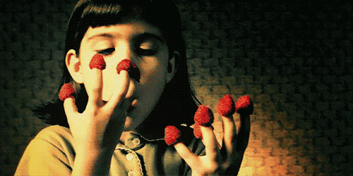 Amelie-bakker GIFs - Get the best GIF on GIPHY